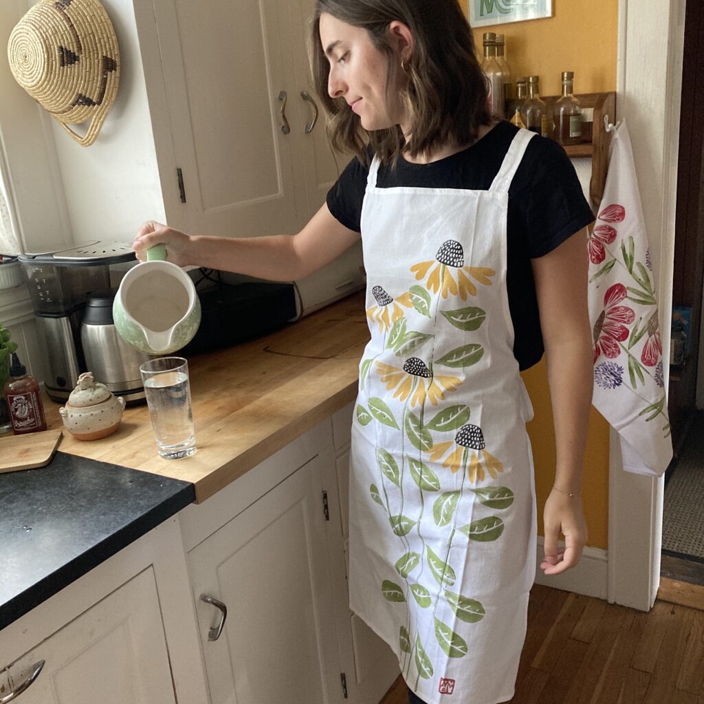 Apron – BLACK-EYED SUSAN – Pretty Flours